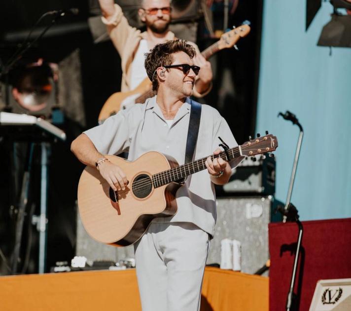 Niall Horan Releases Cover of Zach Bryan's ‘Something in the Orange’