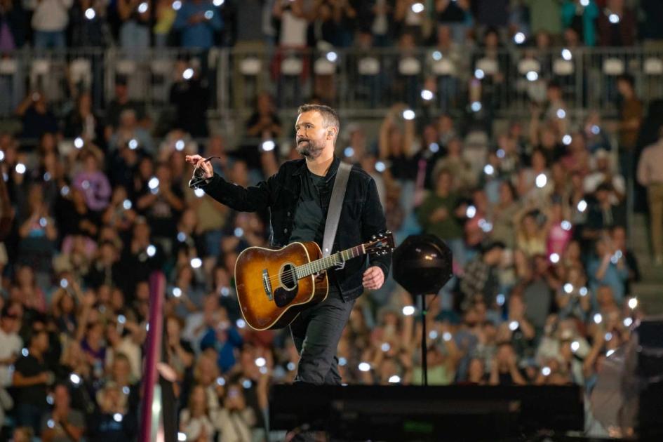 Luke Combs and Eric Church's ‘Concert for Carolina’ Benefit Show Raises ...