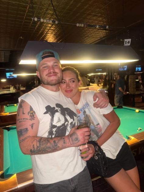 “My Heart is Full”: Zach Bryan Reveals the Gift His Girlfriend ...