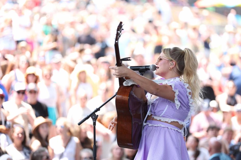 Hailey Whitters Makes Chevy Riverfront Stage Debut at CMA Fest 2023 ...