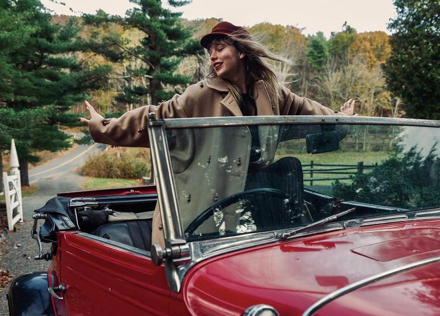 The Best Country Songs For Fall List | Holler