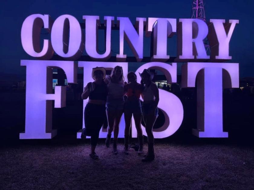 Country Fest: Line-Up, Dates & Tickets | Holler