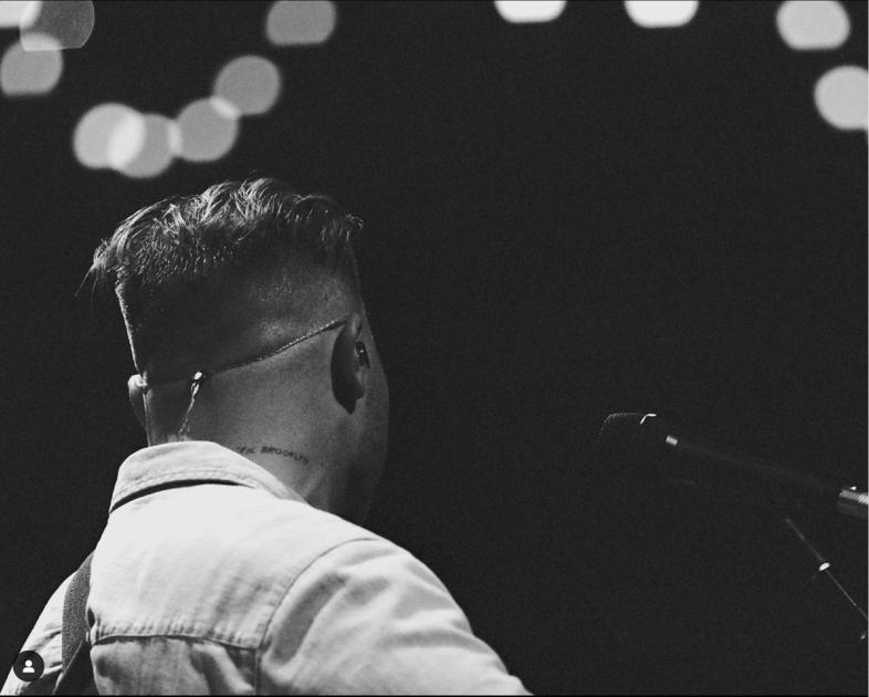 Zach Bryan Confirms Featured Artists on ‘The Great American Bar Scene ...