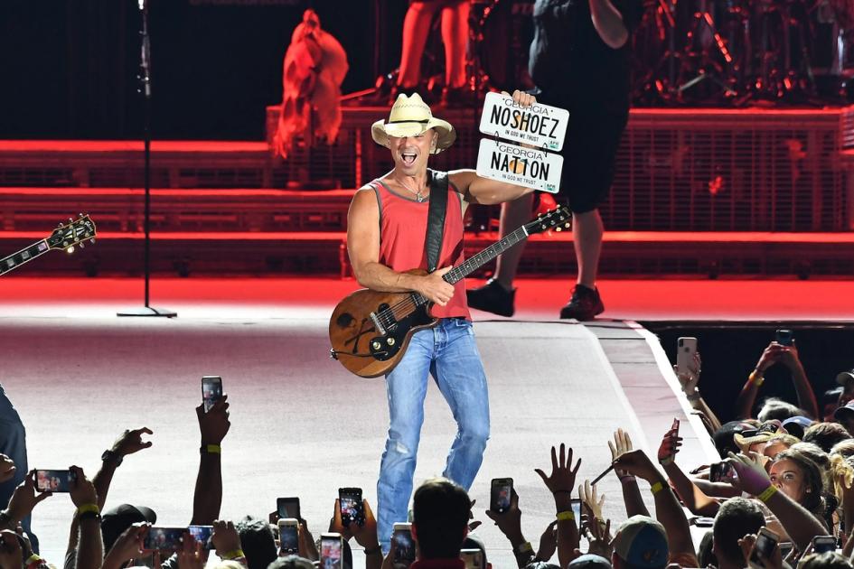 “I Can’t Figure Out Why They Didn’t Record It”: Kenny Chesney Brings ...