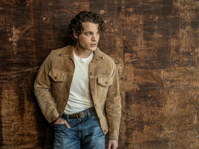 “Noah Kahan, Tyler Childers and Zach Bryan are My Big Three”: Max McNown Discusses Influences ...