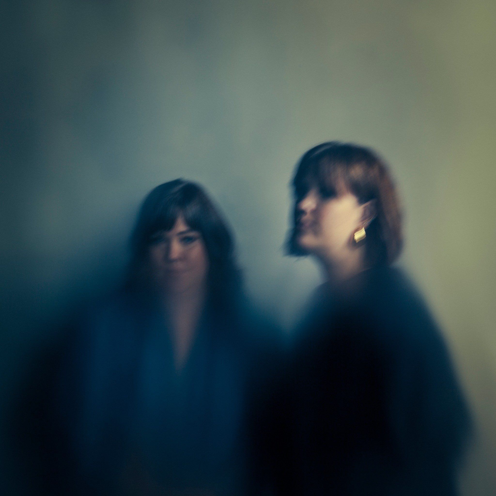 The Secret Sisters Announce 2024 Album, ‘Mind, Man, Medicine’, and ...