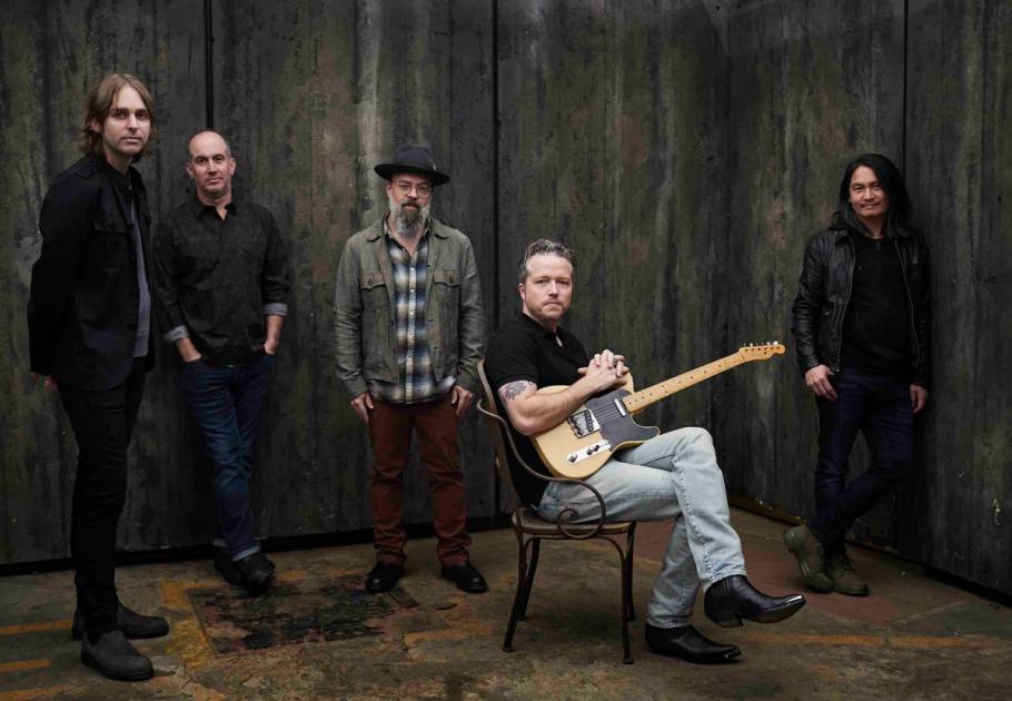 Jason Isbell and the 400 Unit: New Album 'Weathervanes' And 2023 Tour ...