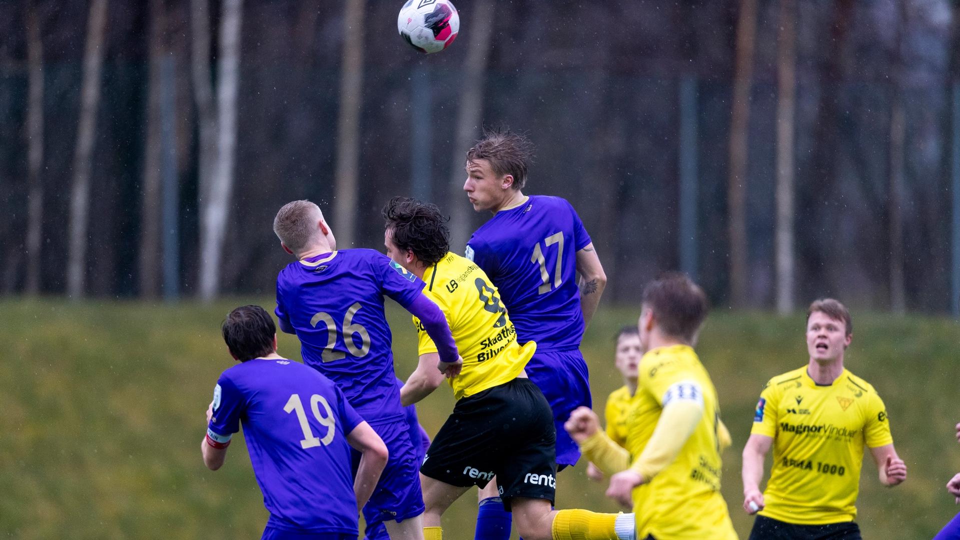 Lyn, Kjelsås Fotball | Se to Lyn-kamper direkte i dag