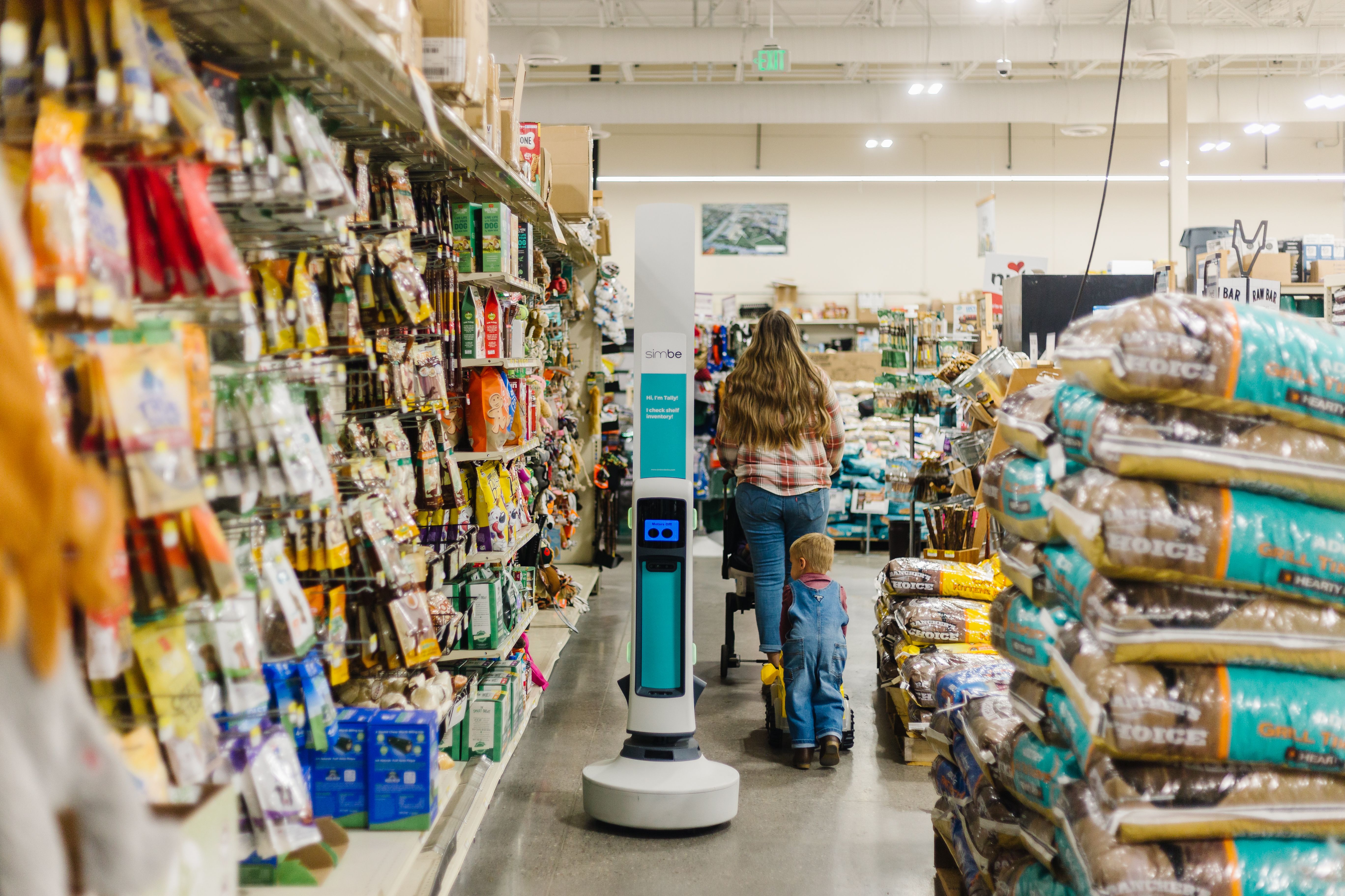 HomeBase USA Pilots Simbe’s Shelf-Scanning Robot, Tally, at Two Stores