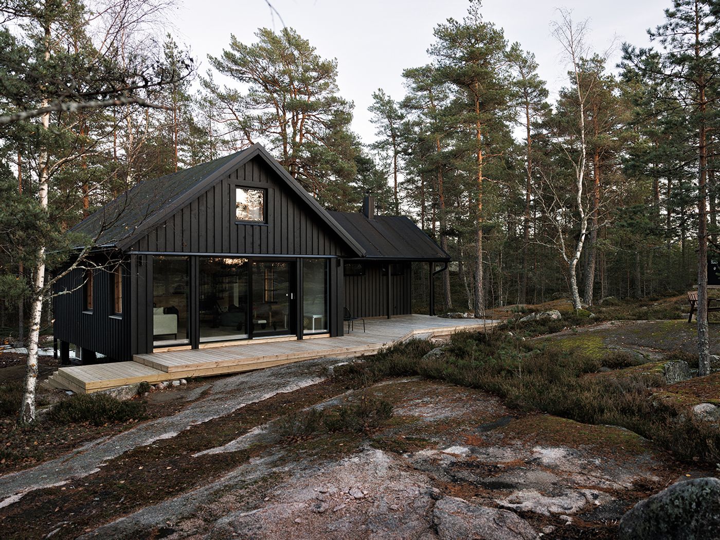 This vacation home blends modern design with archipelago charm | Design ...