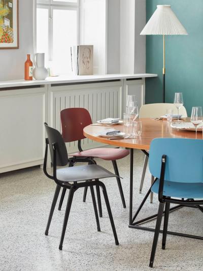 Timeless dining chairs that transform the area and bring people ...