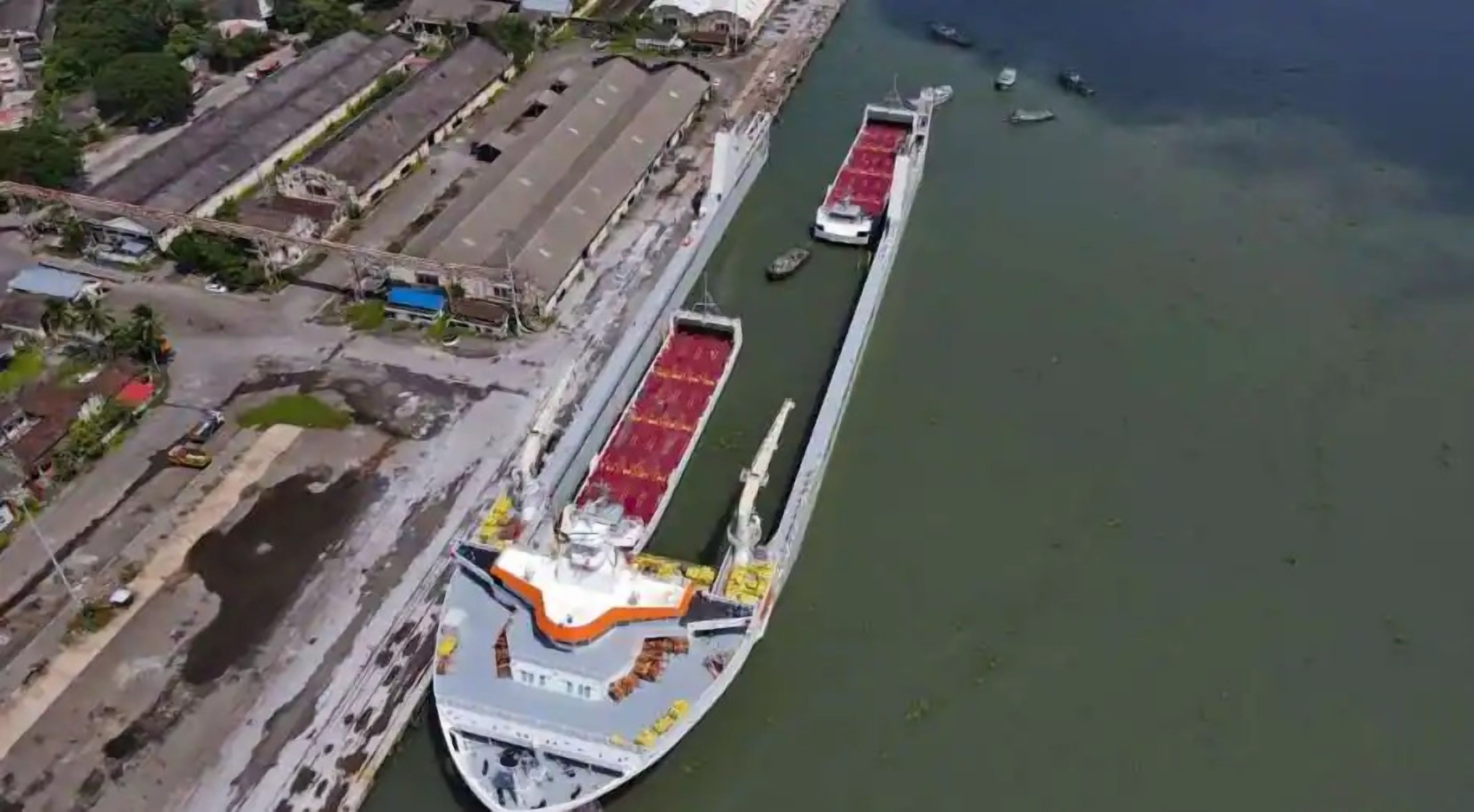 Two Autonomous Electric Barges Built in Indian Port Set Off for Norway