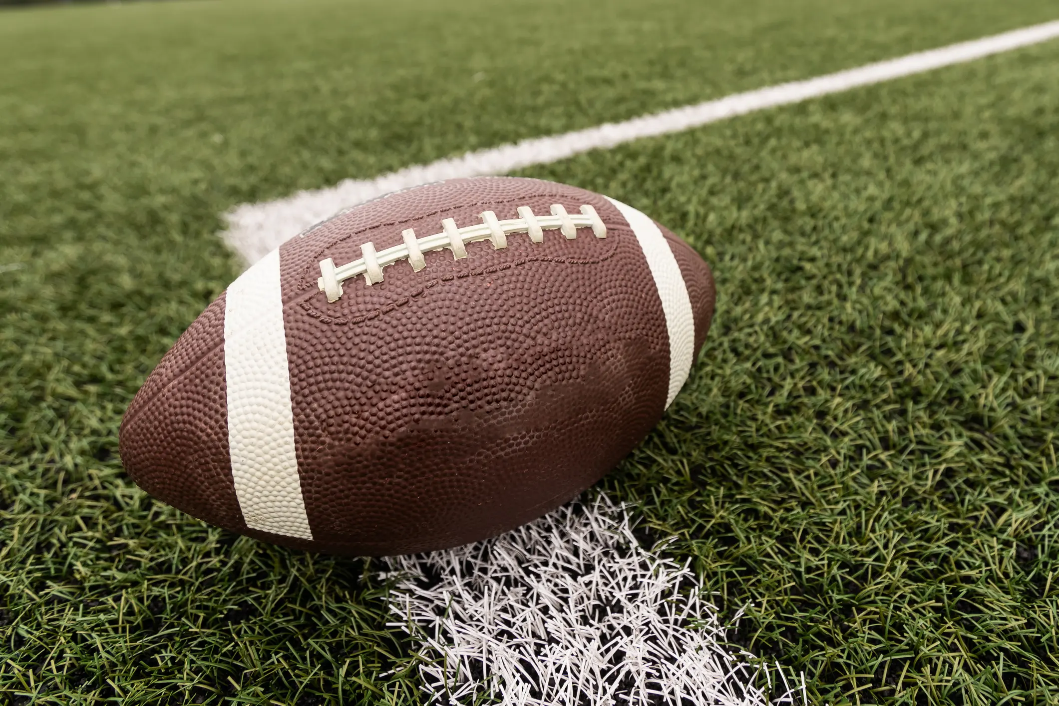 Let’s Talk Turf – Real, Artificial, and Why It Matters to the Big Game!