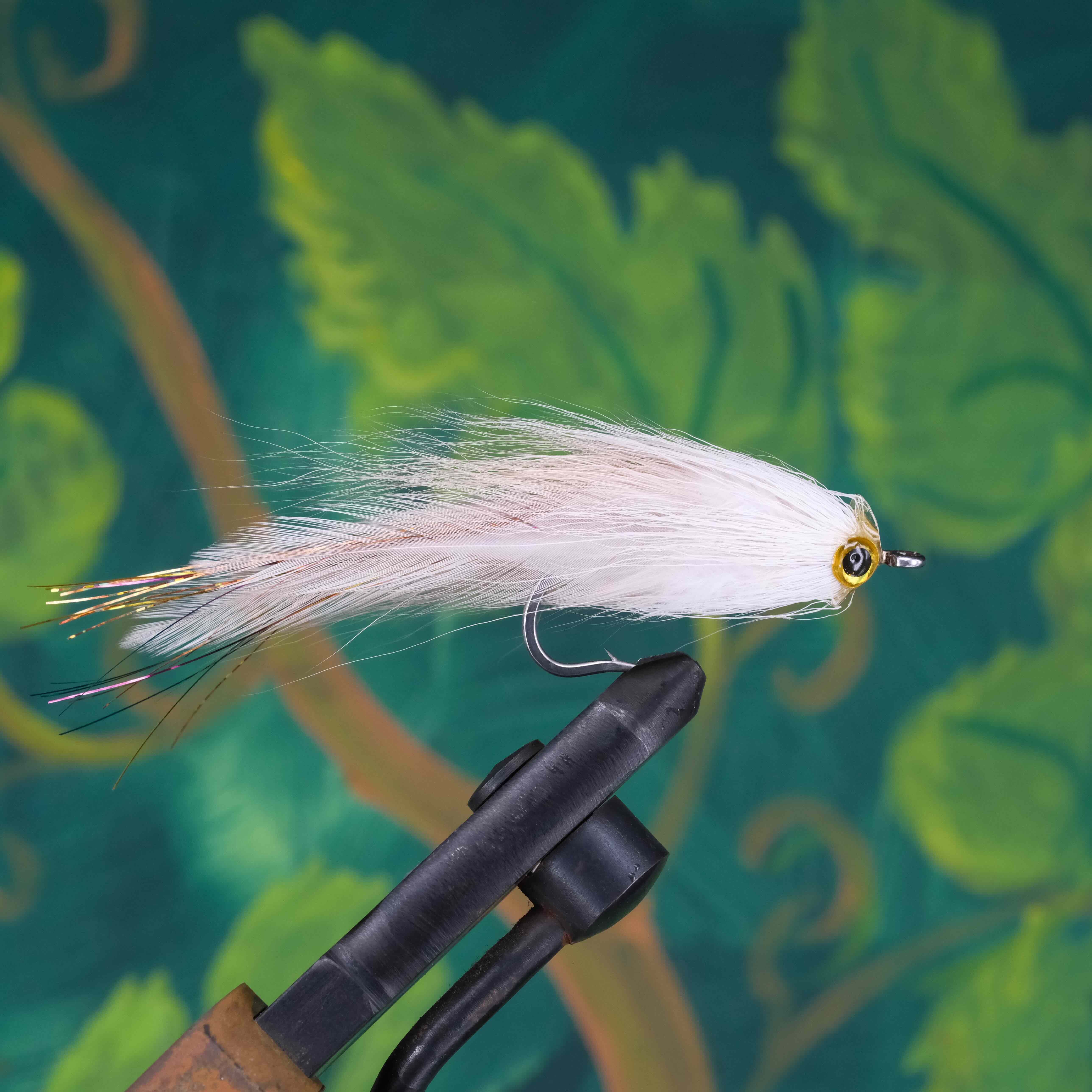 Pike Streamer White/Brown