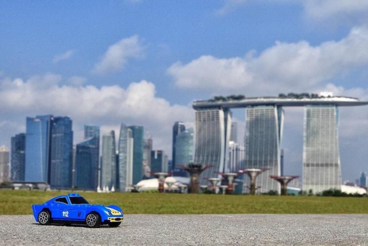 SG: The Shell V-Power Lego Collection Now Available At A Shell Station ...