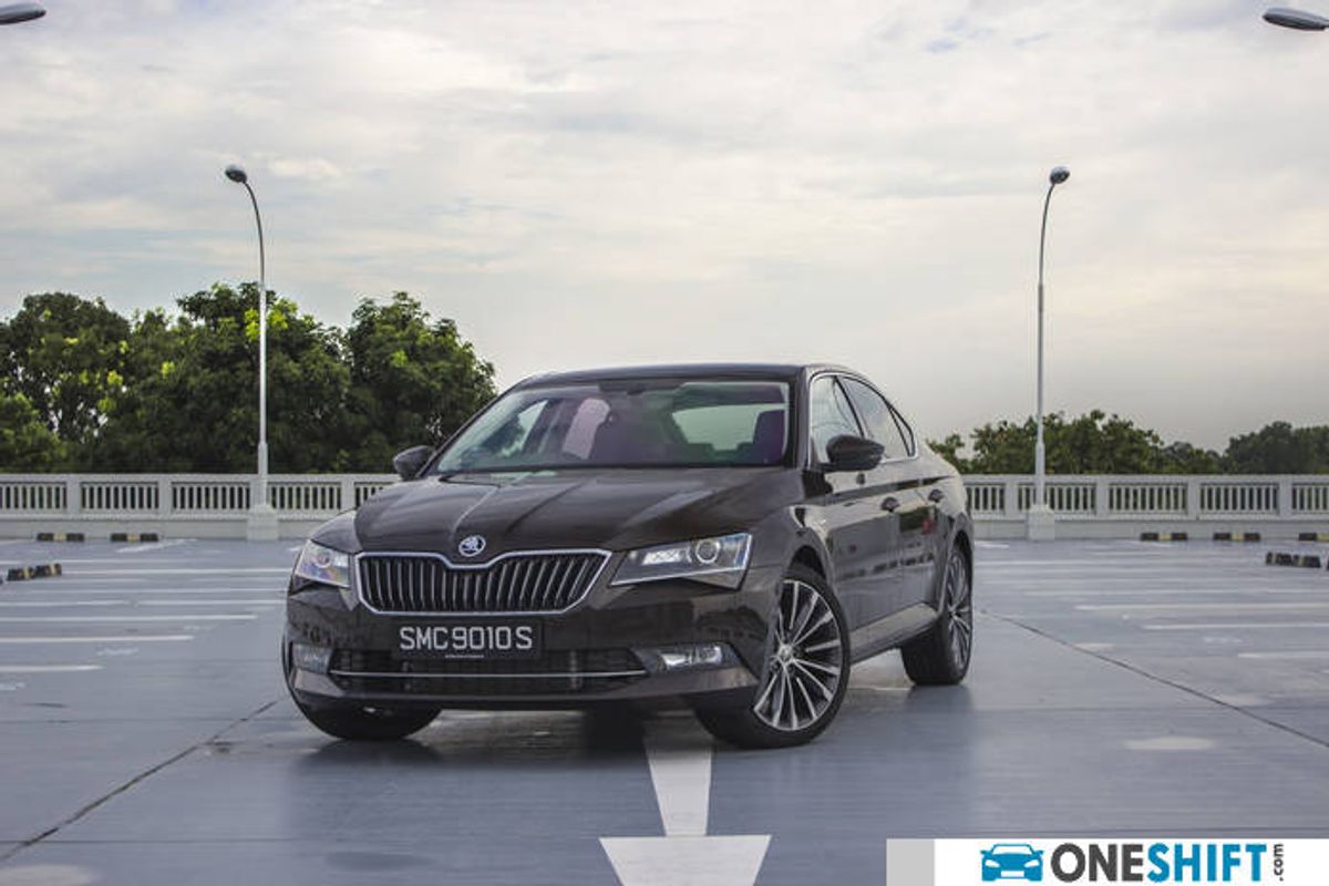 Superb Trouper Feeling Like a Number One | OneShift by Carousell