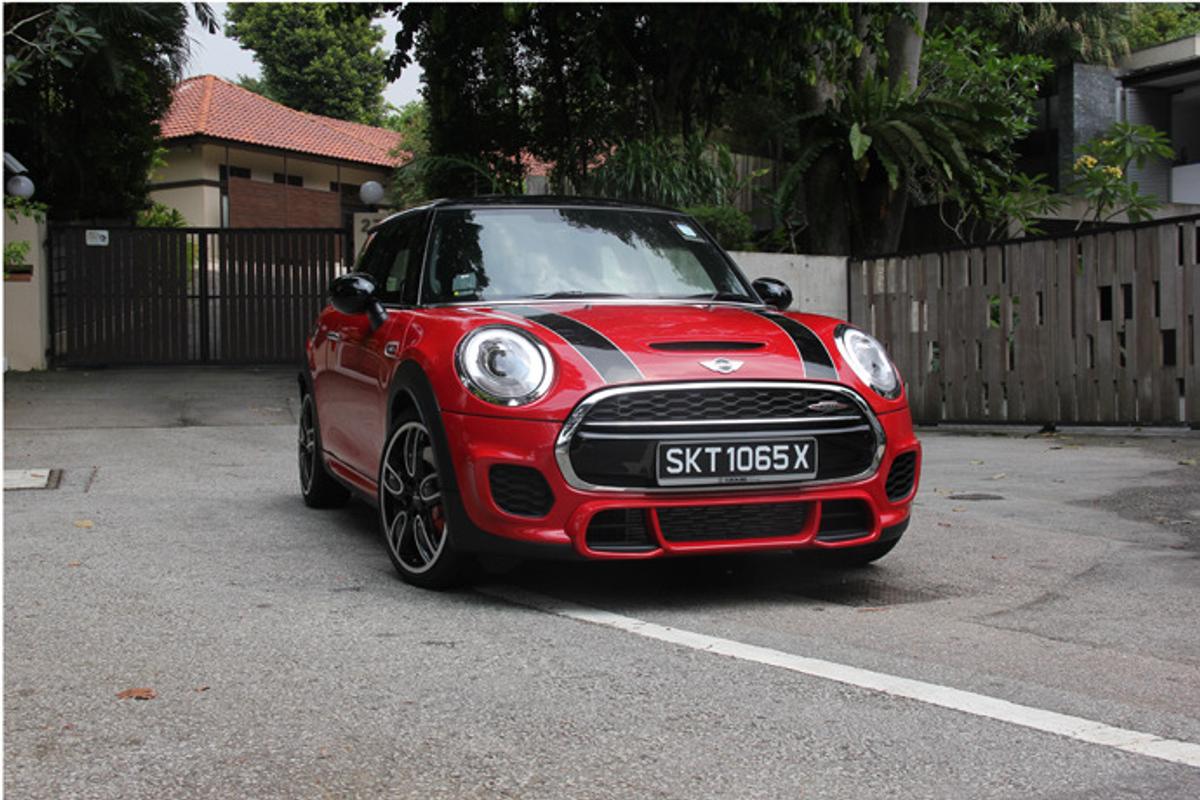 Pint-sized fun | OneShift by Carousell