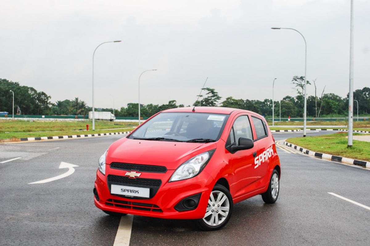 Chevrolet Spark 1.0 Review: Light up your life | OneShift by Carousell