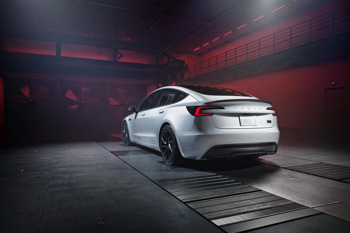 Tesla Model 3 Highland 2024 Review: Sleeker And More Efficient Than ...