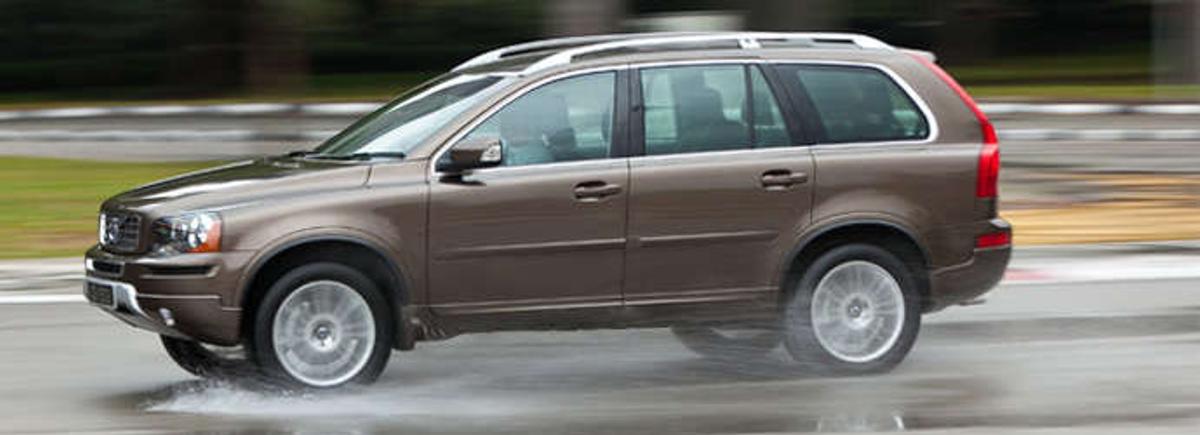 Volvo XC90 2.5T Refresh Review: Soldiering on | OneShift by Carousell