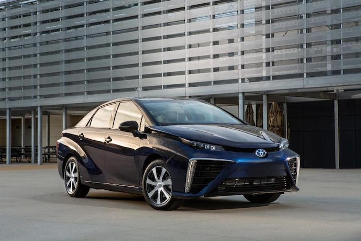 Order Bonanza For Toyota Mirai Hydrogen Fuel Cell Car | OneShift by ...