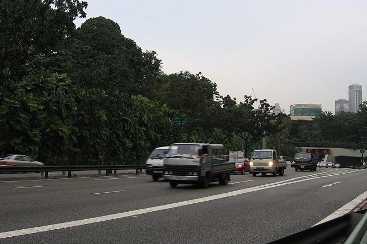 SG: CTE closed due to trailer incident | OneShift by Carousell