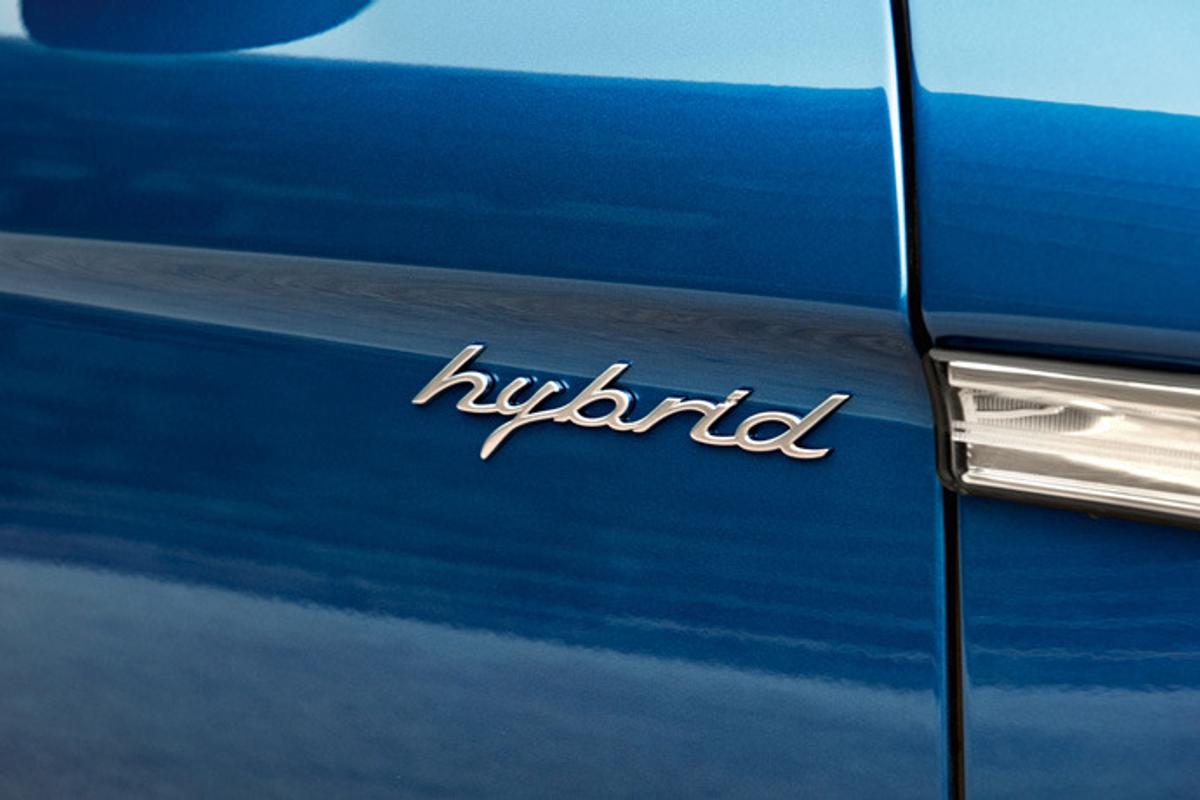 High Performance Hybrids | OneShift by Carousell