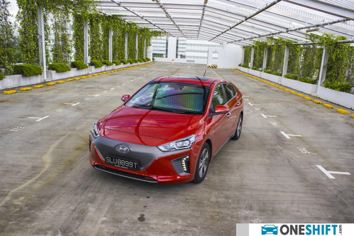 Electric Blue | OneShift by Carousell