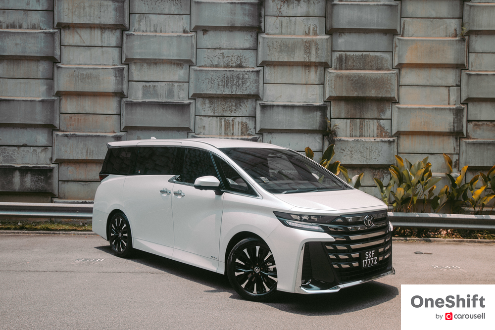 Toyota Vellfire Hybrid 2.5 Elegance (AH40) Review: Edging Ever Closer ...