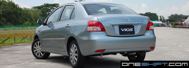 Toyota Vios 1.5 E Review: Vaya con Vios*