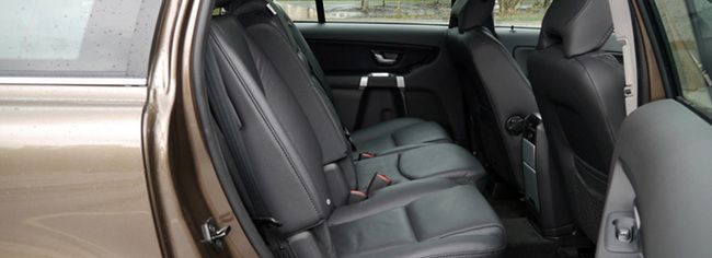 Volvo XC90 2.5T Refresh Review: Soldiering on