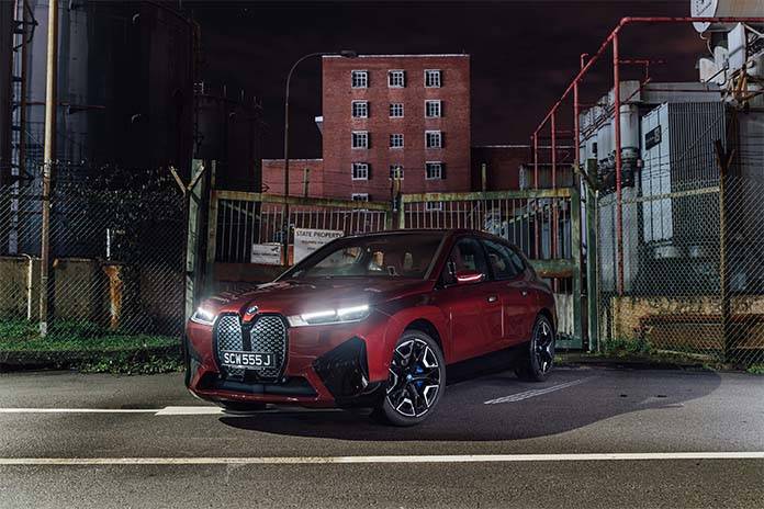 BMW iX xDrive40 Sport Launch Edition Review: As Strange As It Looks, It ...