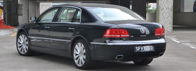 Volkswagen Phaeton 4.2 V8 LWB Review: The Lap of Luxury