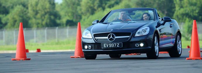 Mercedes-Benz Driving Experience 2011 | OneShift