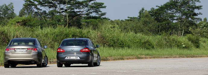 Skoda Superb Simply Superb 1.8 TSI Review: The Great debate | OneShift