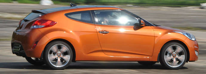 Hyundai Veloster 1.6 GLS Sunroof Review: Split personality | OneShift