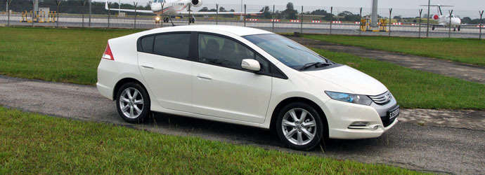 Honda Insight 1.3 HYBRID i-VTEC Review: Economies of Scale | OneShift
