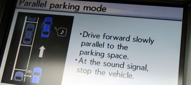 Lexus LS 460 V8 LWB Review: Lex get it on | OneShift