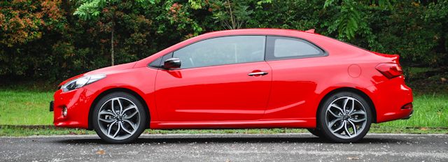 Kia Cerato Koup 1.6 T-GDi Review: Fast learner, accomplished graduate ...
