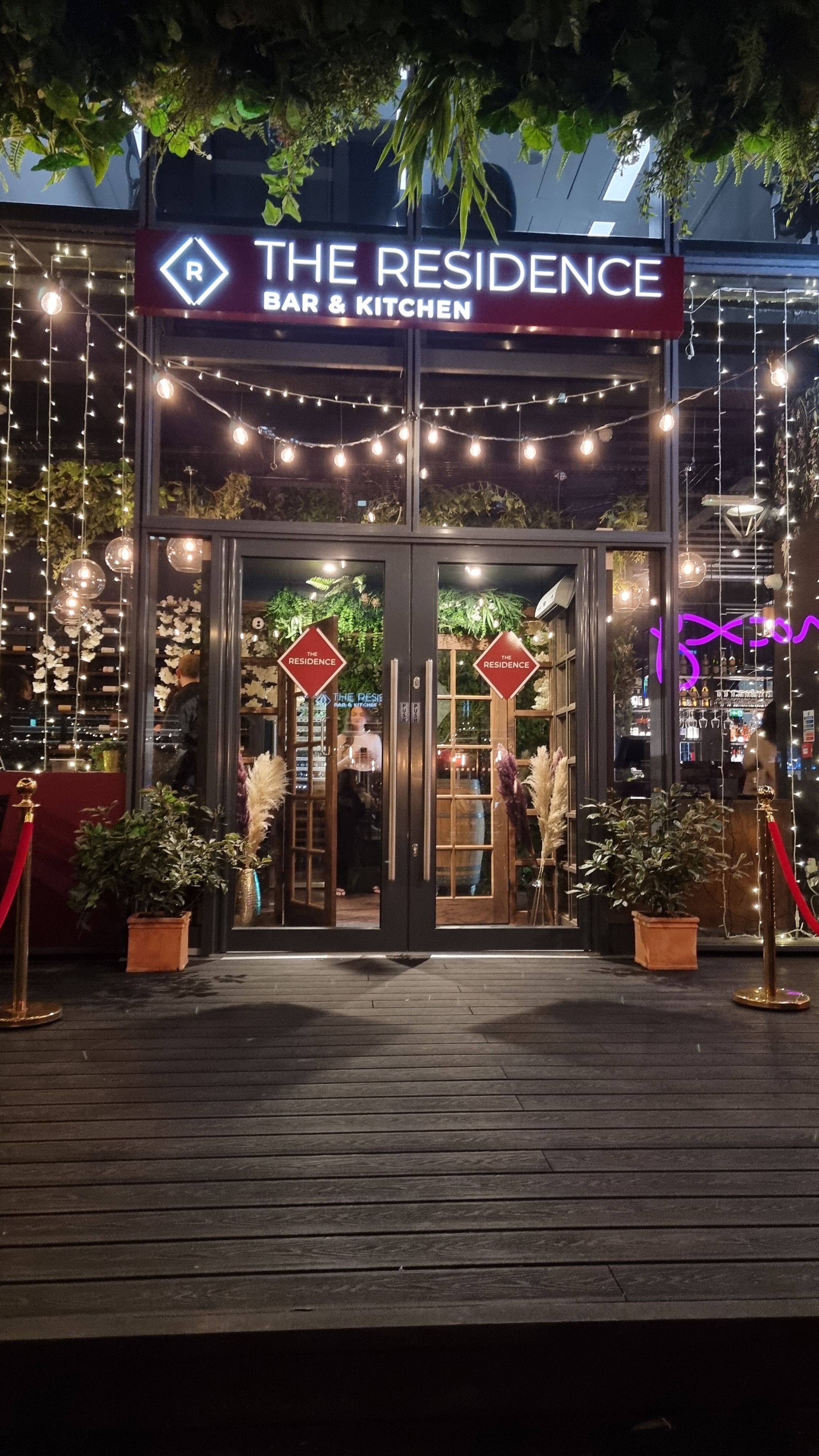The Residence Bar & Kitchen | MyMK.cc