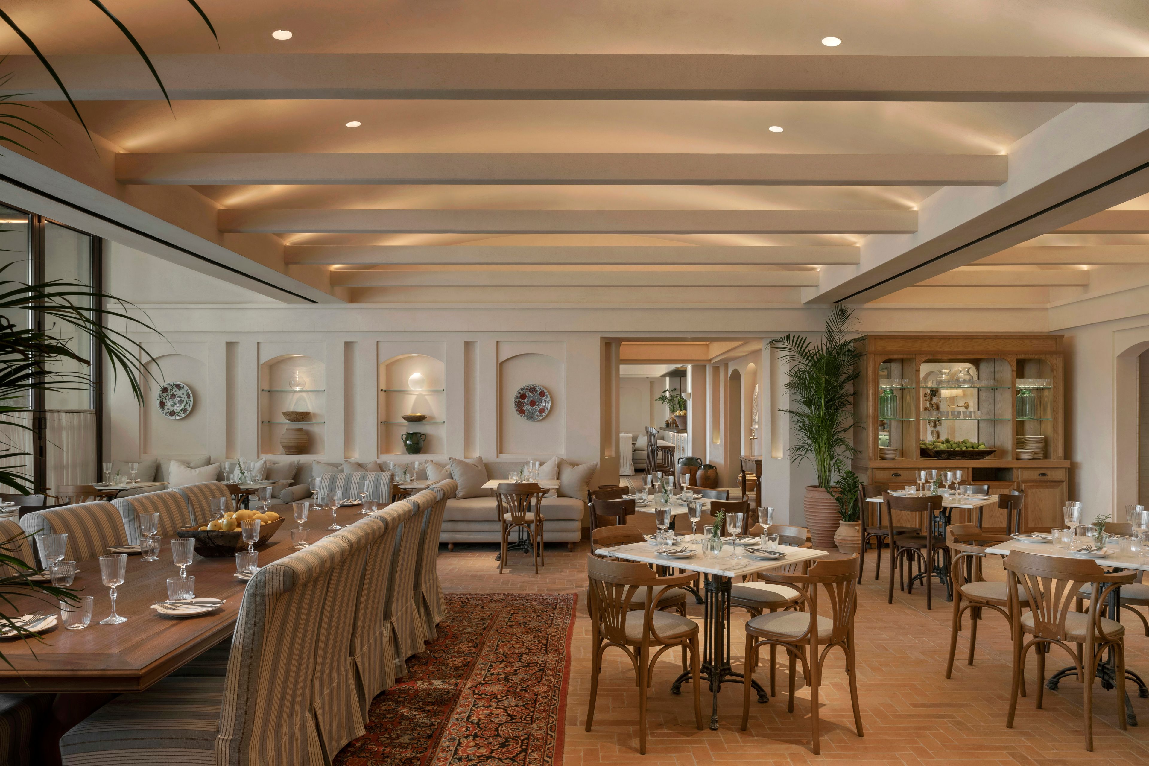 Villa Mamas | Verhaal