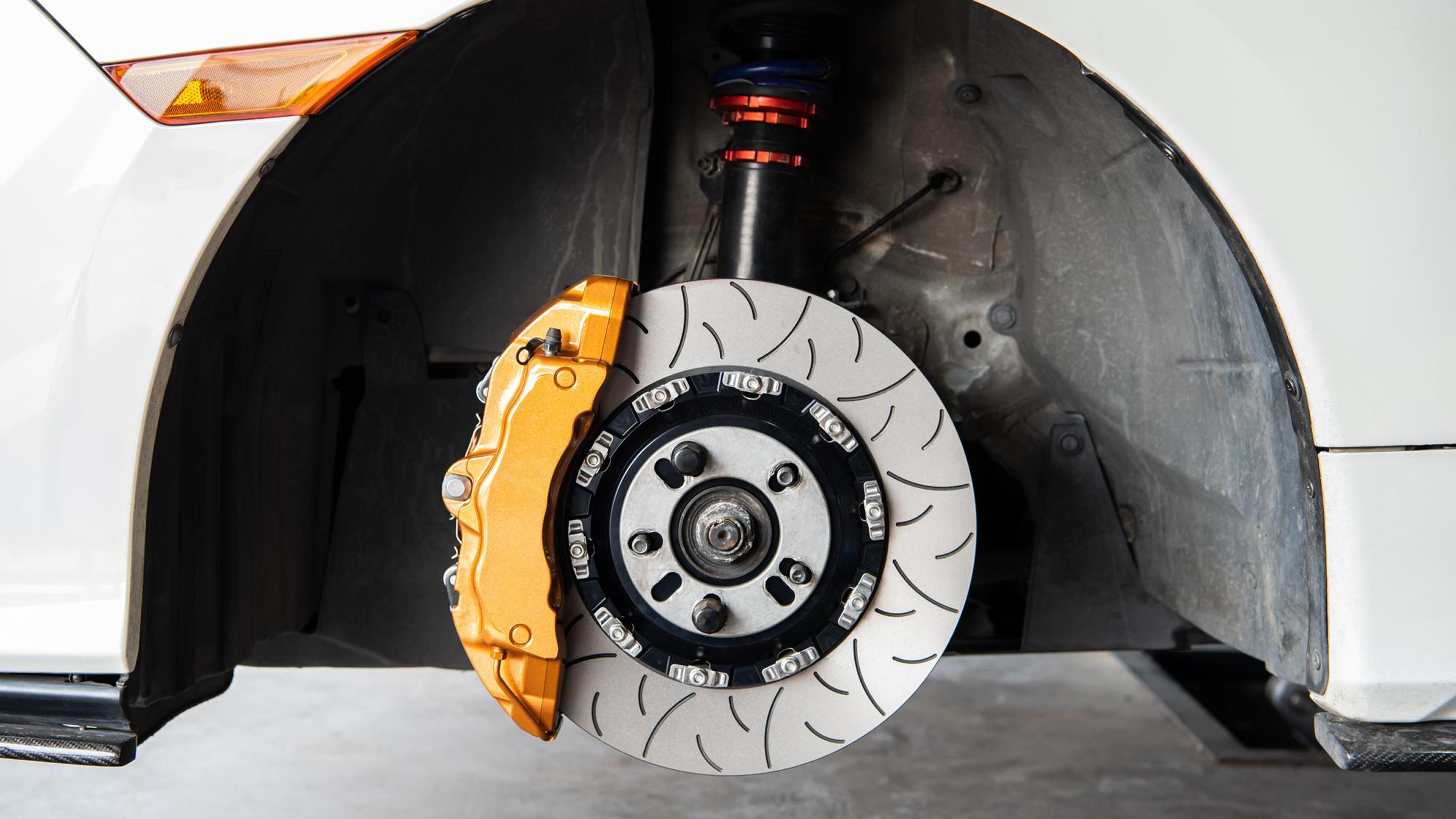 How brake calipers determine braking performance with the help of force ...
