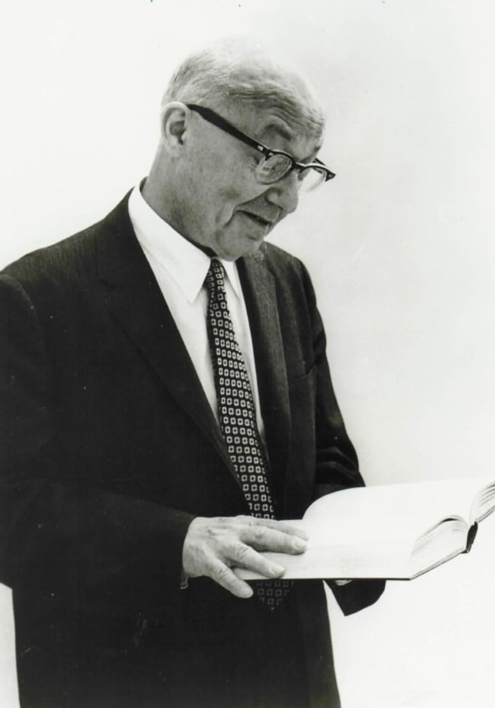 Charles Reznikoff | The New Dynamic