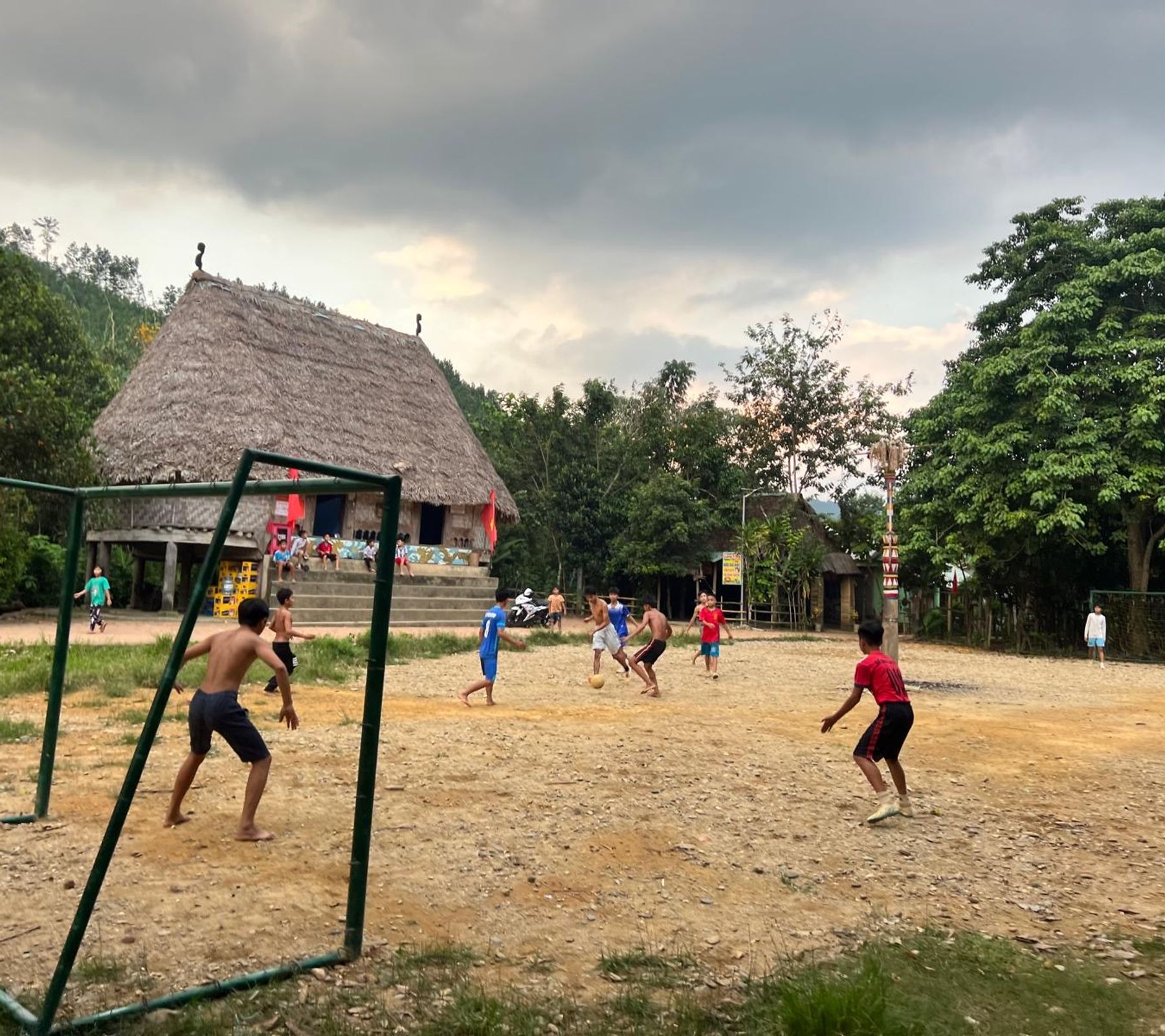 A memorable field trip to the Katu Villages | Kulturstudier