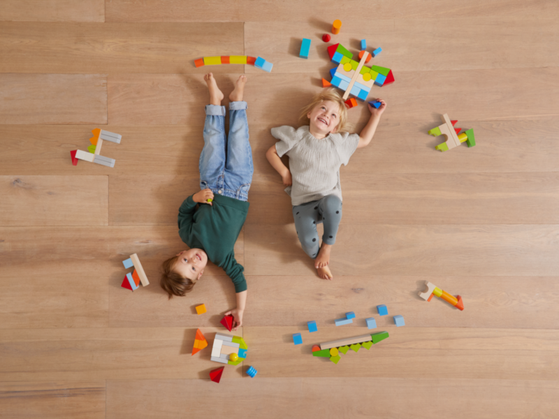 Brandora Spielwaren und Lizenzen