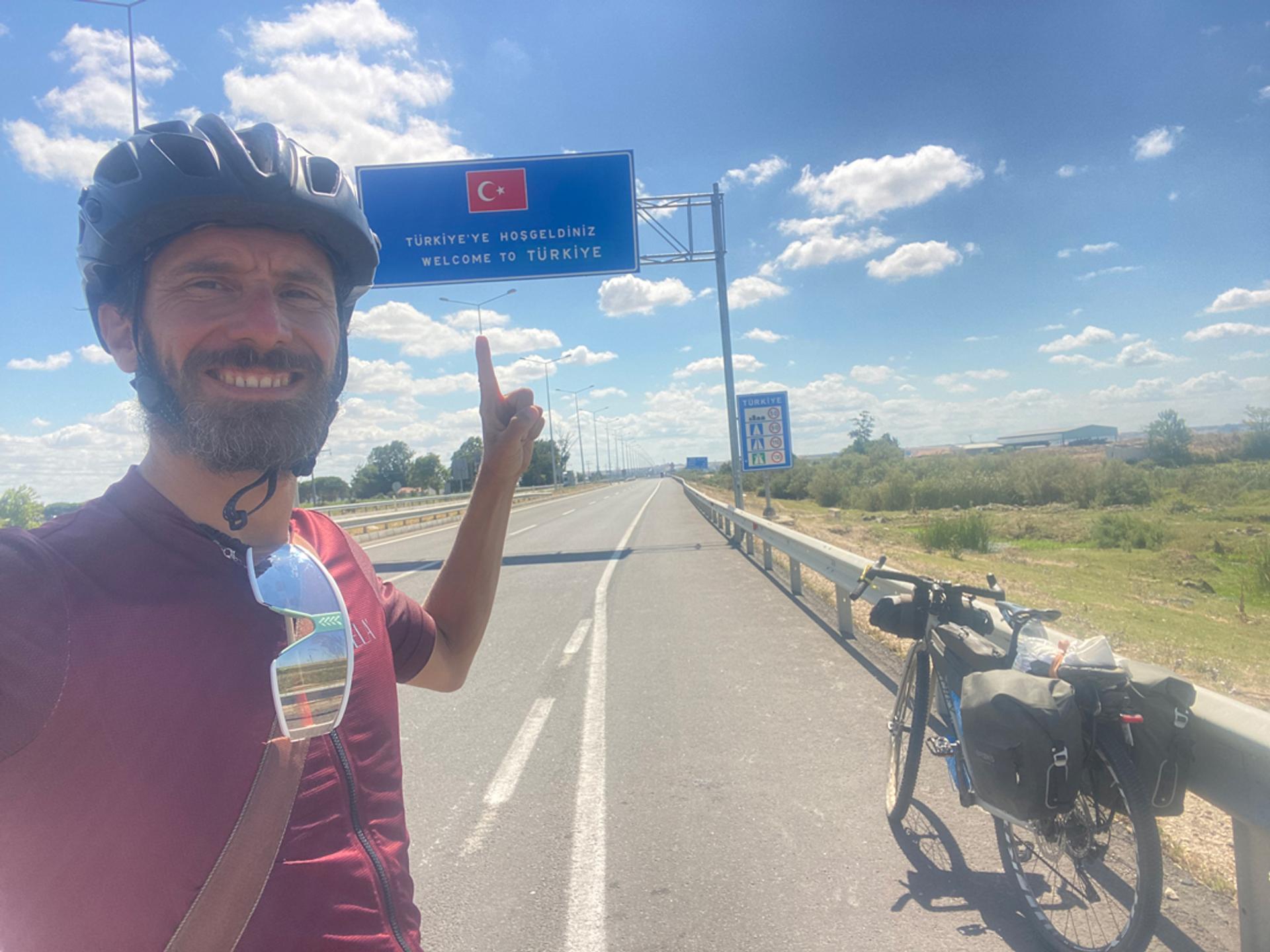 Interview & Gallery: Mattia Lazzarin - Beyond the Sea