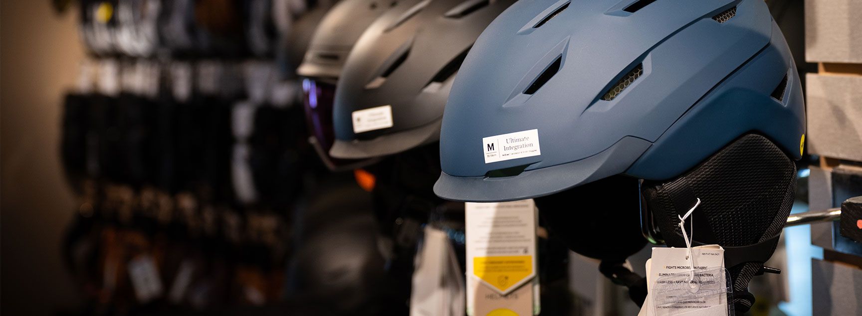 Snowboard / Accessories / Helmets | SkiEssentials