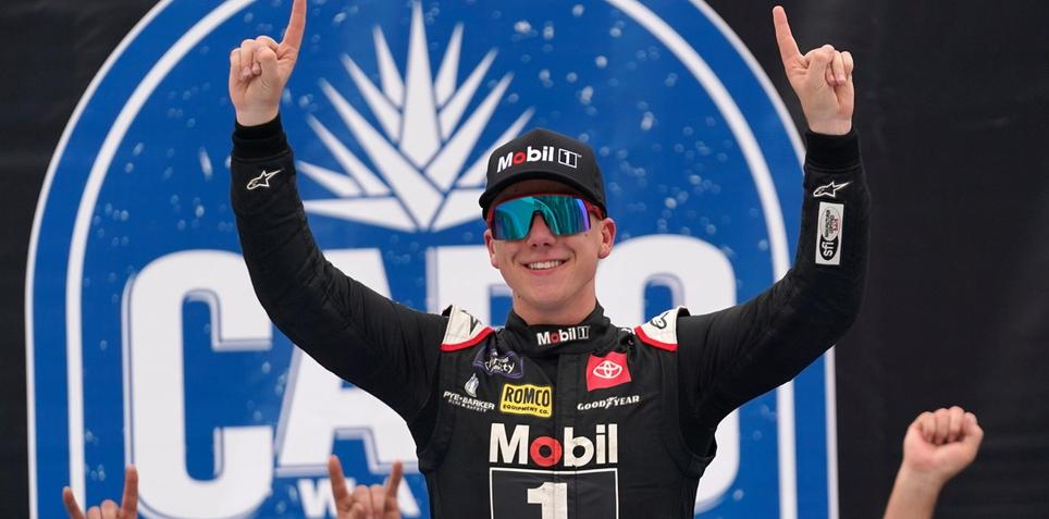 NASCAR Xfinity Series Win Simulations: Andy's Frozen Custard 300 in ...