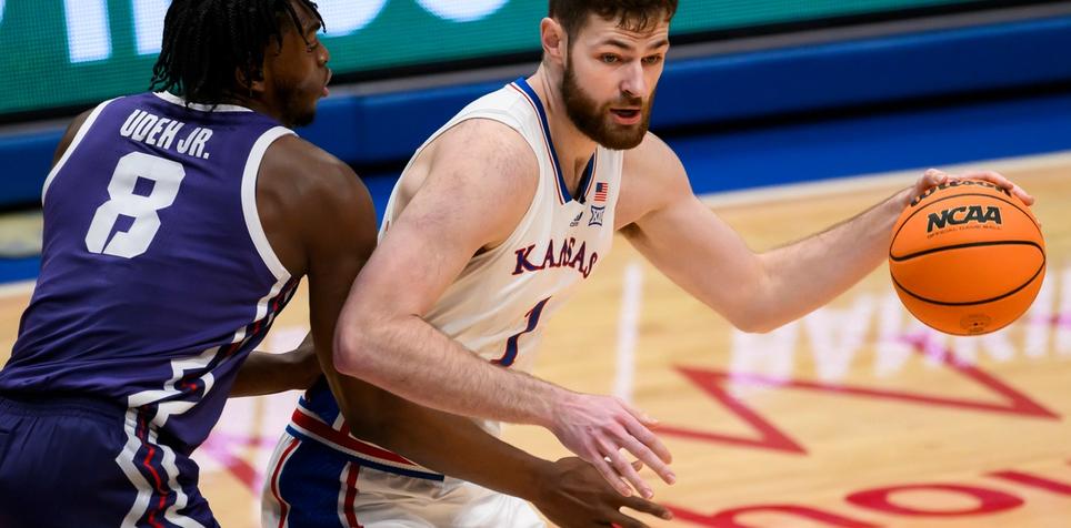 Top 25 College Basketball Picks & Predictions Today - January 10 ...