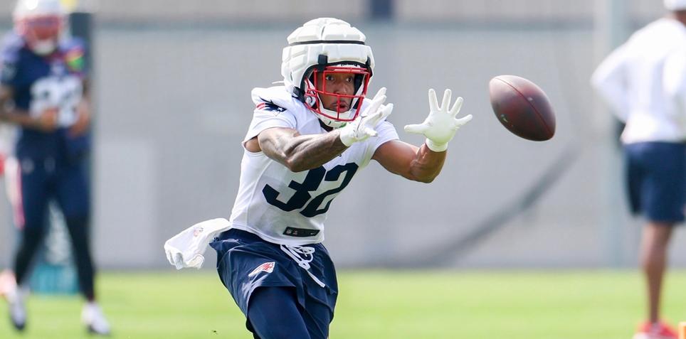 Fantasy Football: 4 Zero-RB Running Backs to Draft in 2025 | FanDuel ...